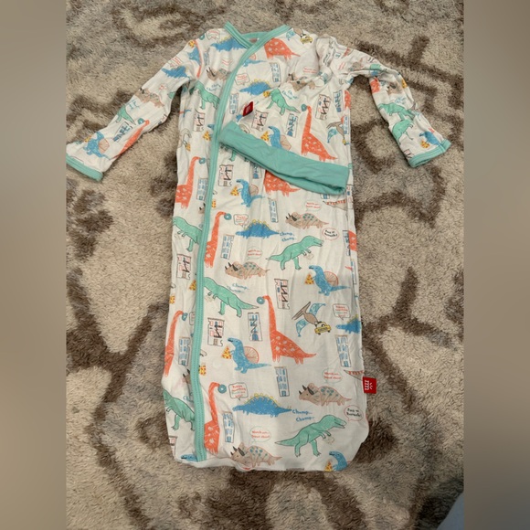 Magnetic Me | Pajamas | Magnetic Me Sleeper Gown Hat Set | Poshmark